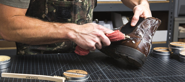 How To Waterproof Leather Blundstone Boots With Otter Wax Boot Wax